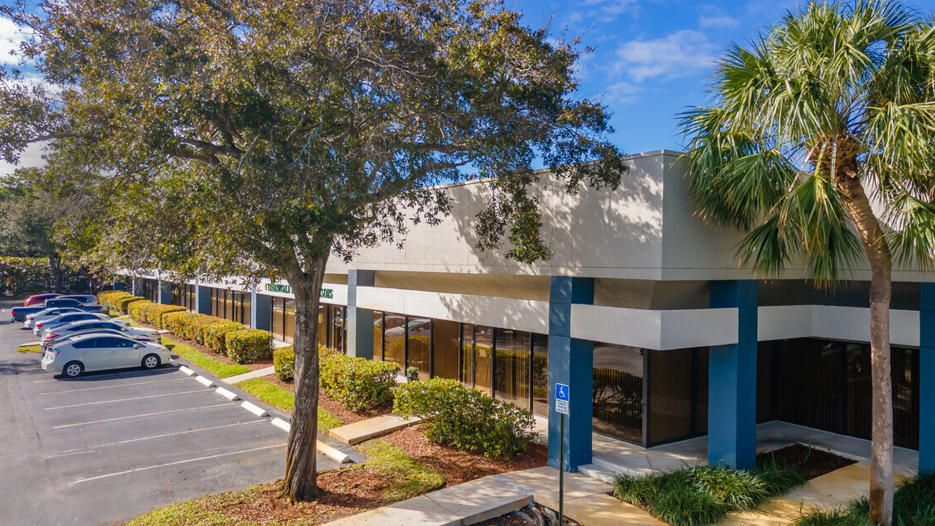 FXE Business Center - Adler Properties